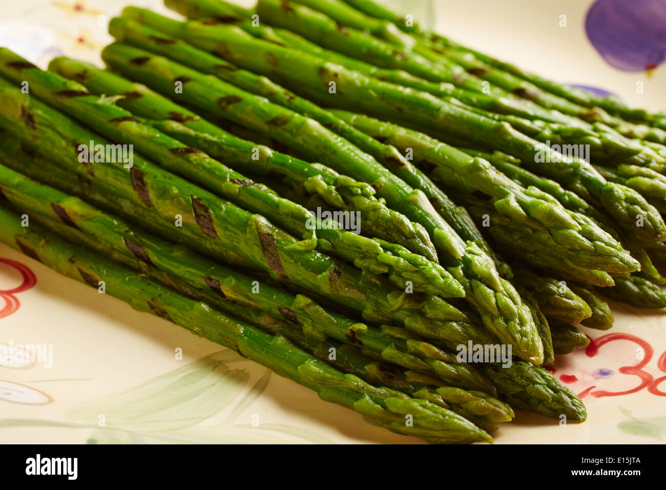 Asparagus plate hi-res stock photography and images - Alamy