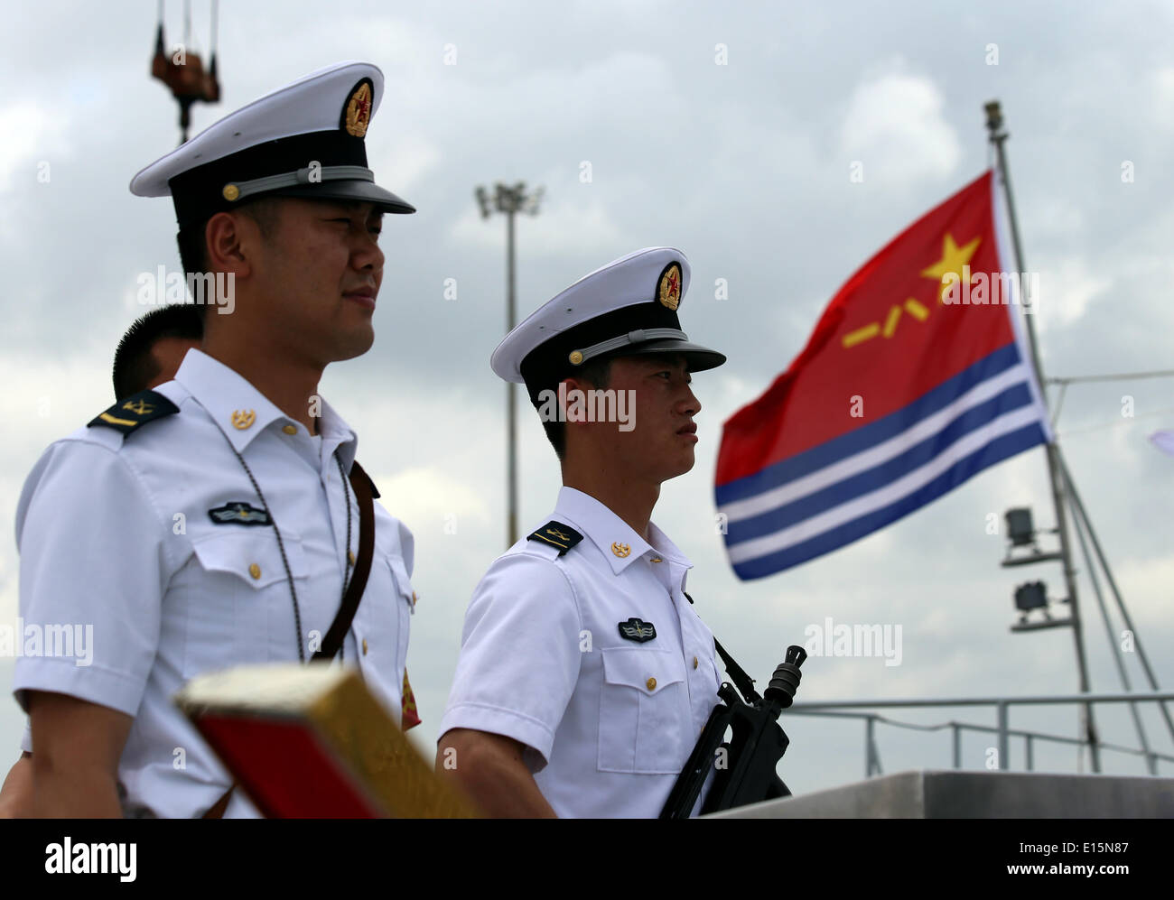 Myanmar navy hi-res stock photography and images - Alamy