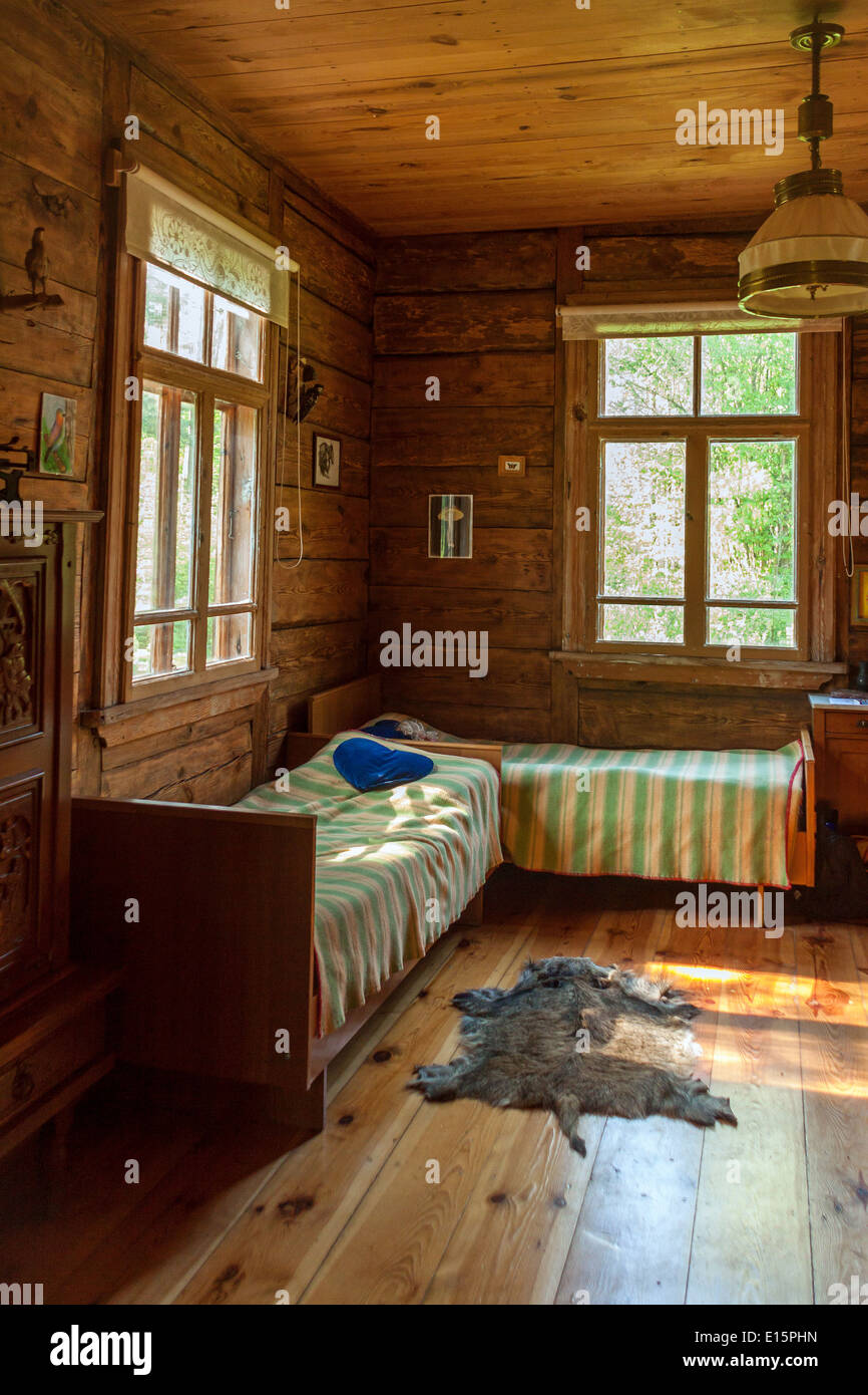 Foresters house hi-res stock photography and images - Alamy