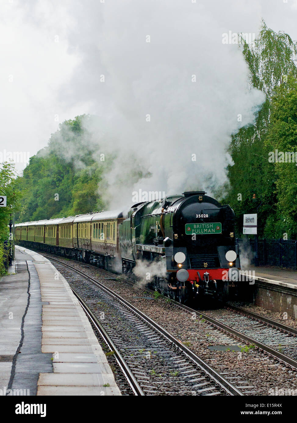 Belmond british pullman victoria hi-res stock photography and images ...