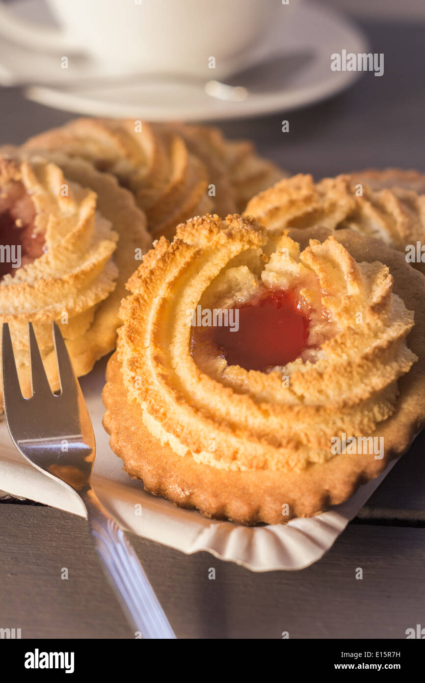 Ox eye cookies hi-res stock photography and images - Alamy