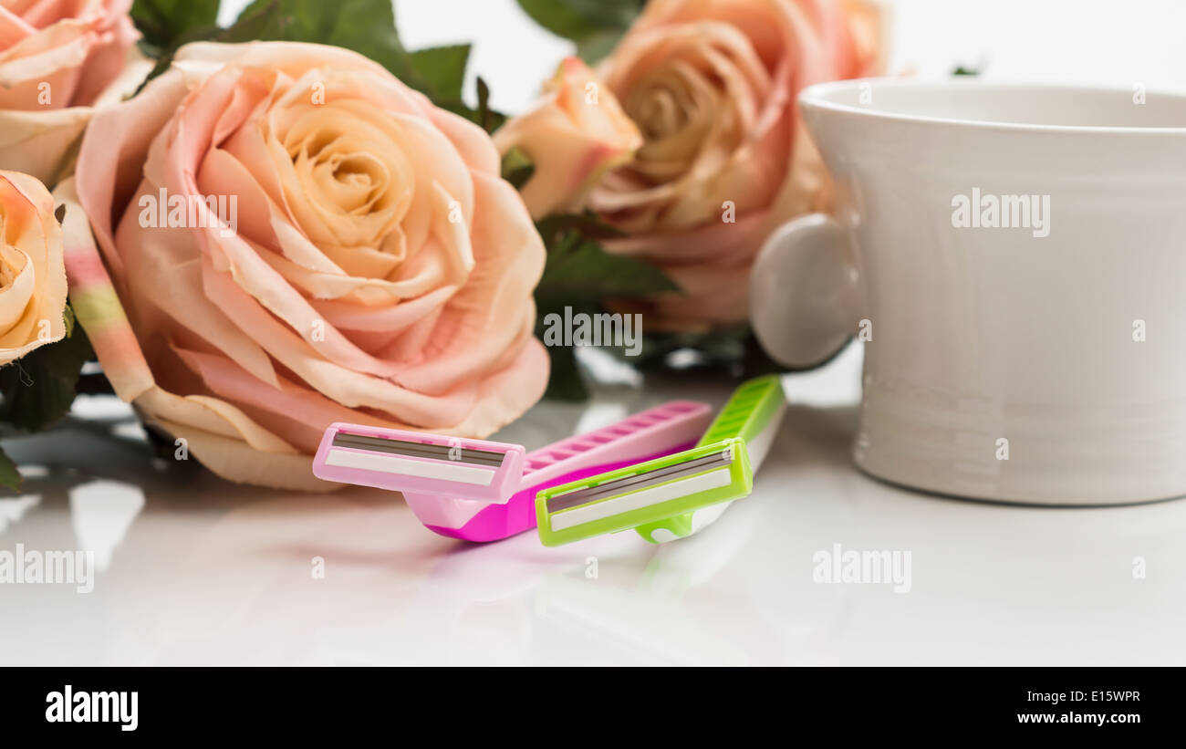 Female shaving body hair hi-res stock photography and images - Alamy