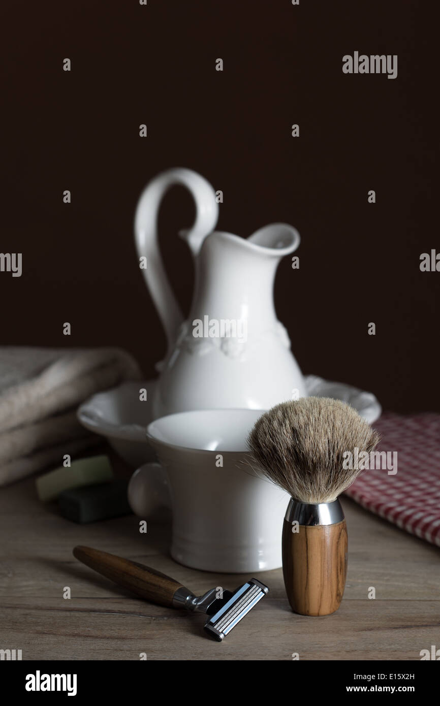 Shaving Tools with Washbasin and Towel Stock Photo - Alamy