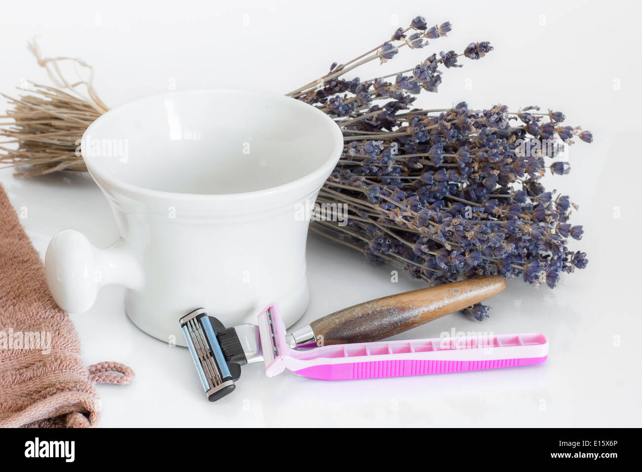 Female shaving body hair hi-res stock photography and images - Alamy