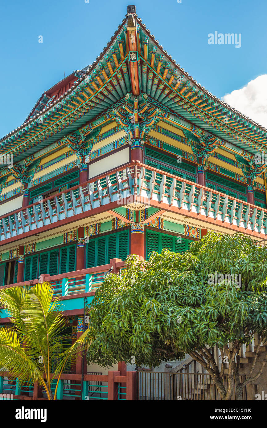 Details of colorful architecture of Mu Ryang Sa Temple, meaning Broken Ridge Temple, a Korean ...