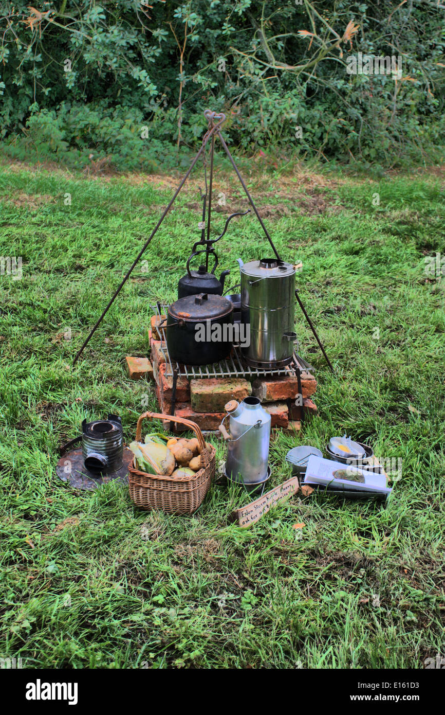 Old fashioned pots hi-res stock photography and images - Alamy