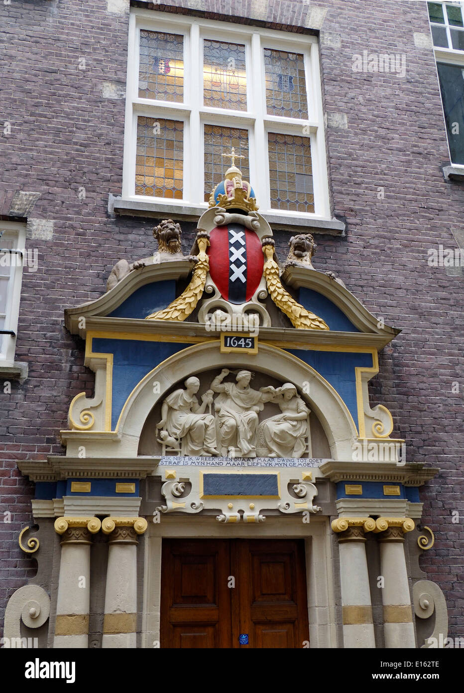 Coat of arms of amsterdam hi-res stock photography and images - Alamy