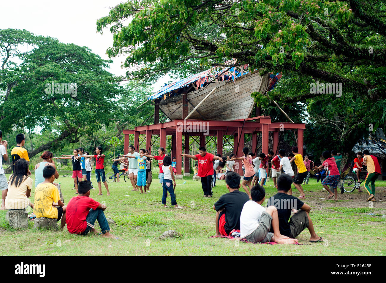 ancient balangay replica boat, Masawa hong Butuan, Barangay Bading ...