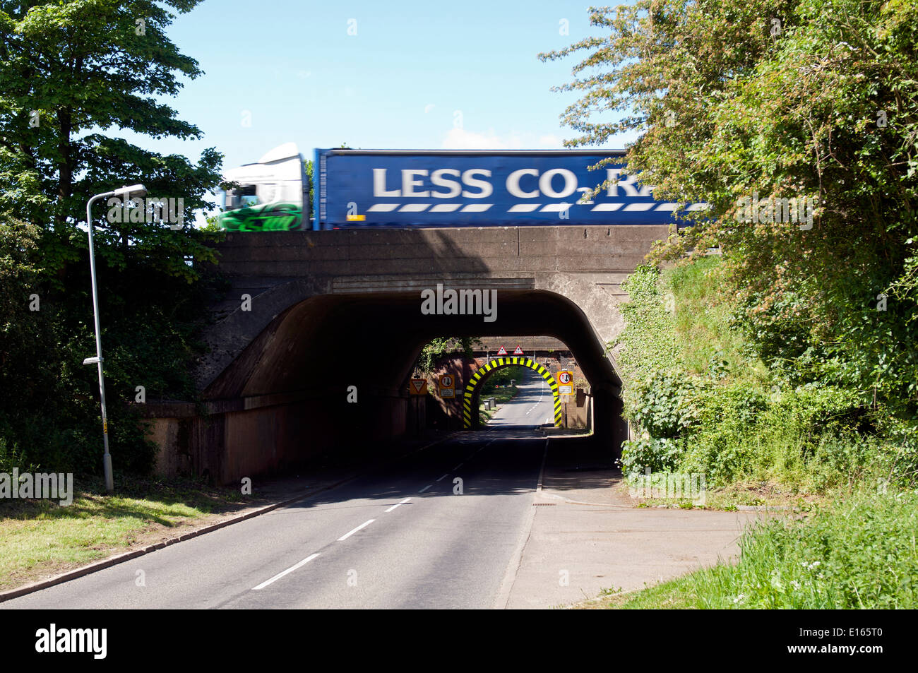 M1 motorway and West Coast Main Line rail bridges, Long Buckby Wharf ...