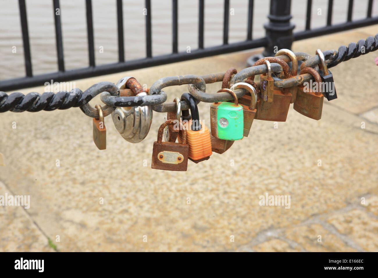 Some of the thousands of padlocks on railing beside the River Mersey in ...