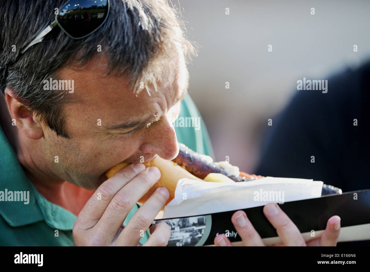 Cricket fans food hi-res stock photography and images - Alamy