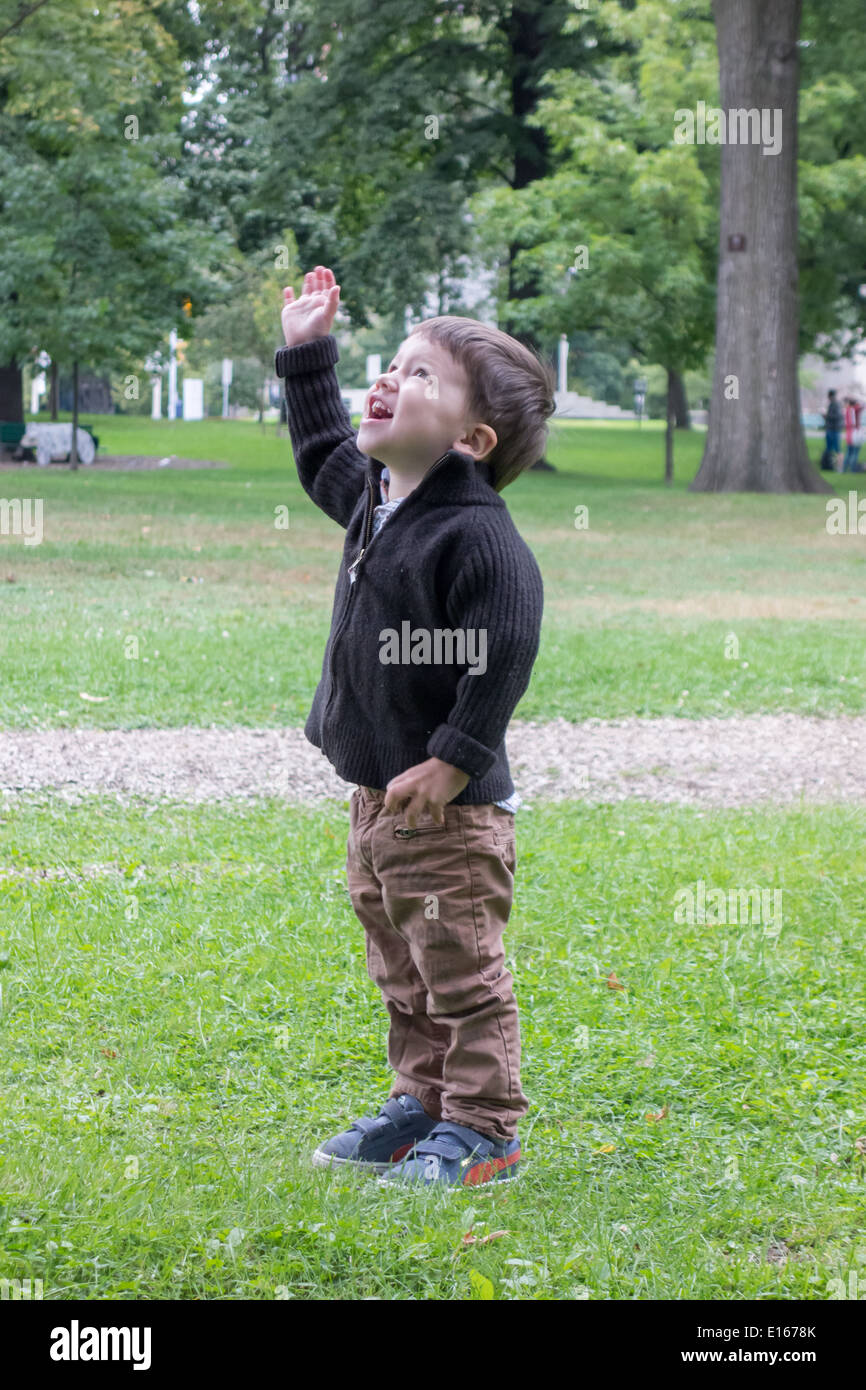 Waving hands hi-res stock photography and images - Alamy