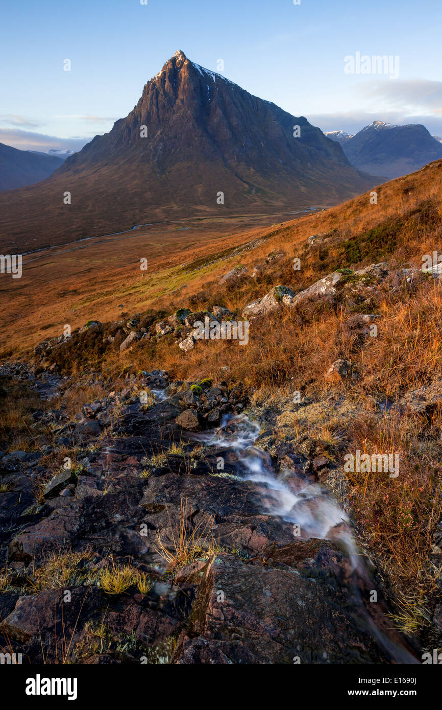 Buachaille etive mor mountain stob dearg hi-res stock photography and ...
