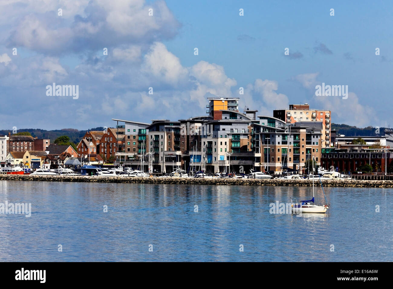 Poole harbour hi-res stock photography and images - Alamy