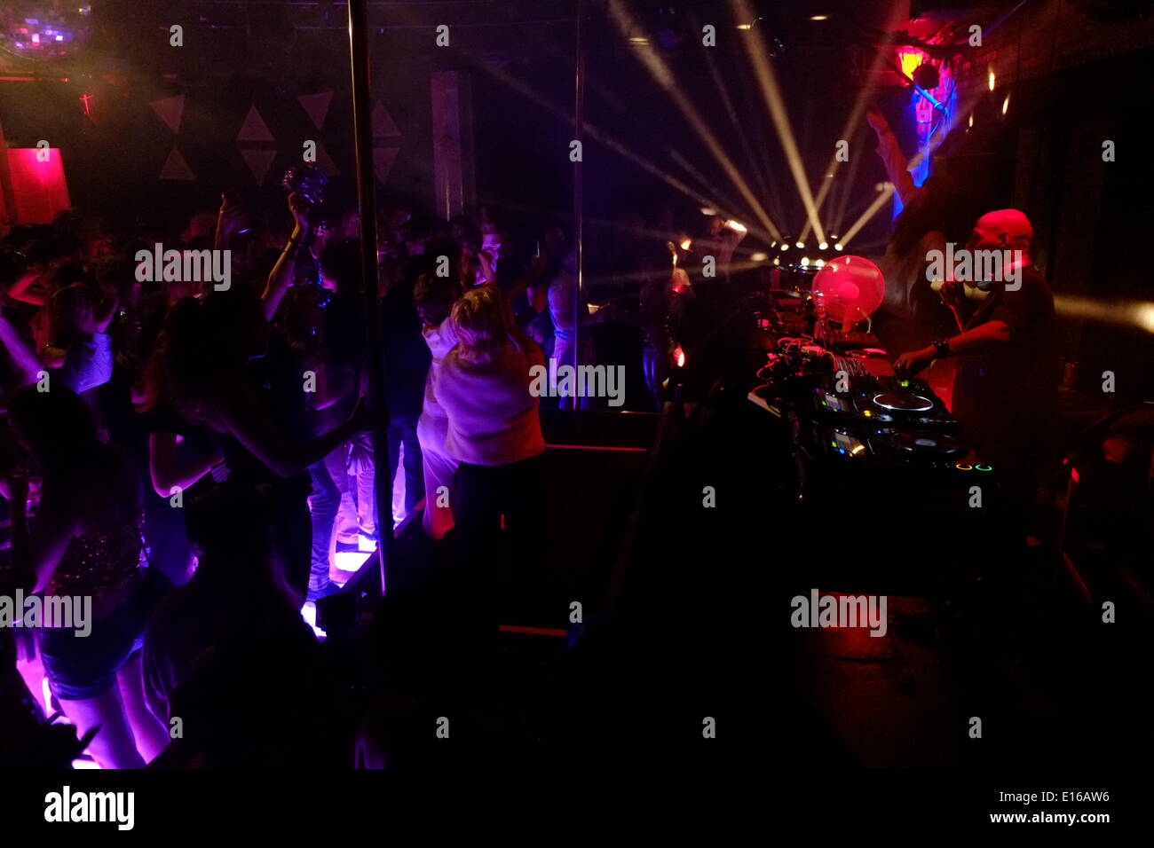 Studio 54 disco hi-res stock photography and images - Alamy