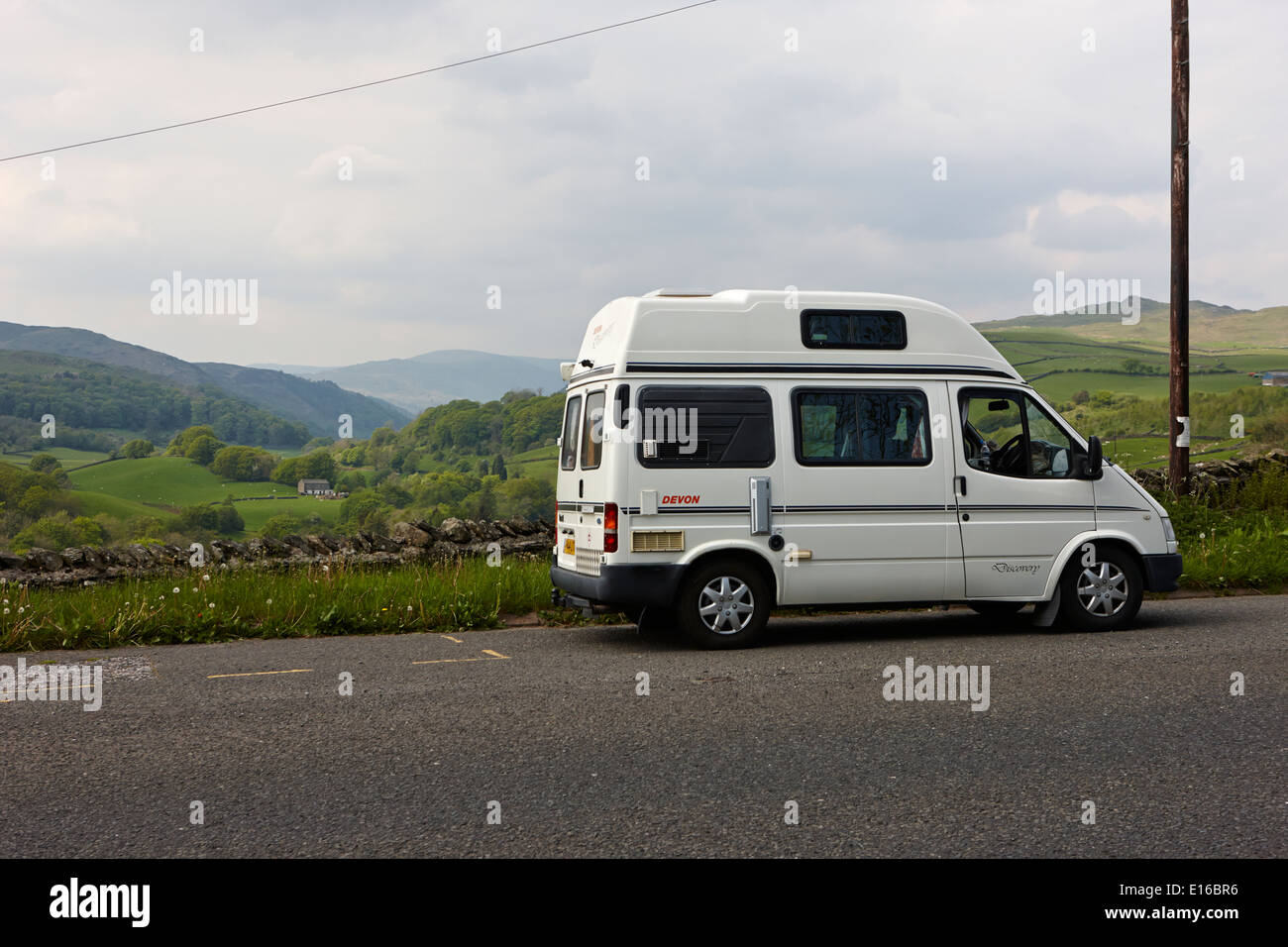 Old ford van uk hi-res stock photography and images - Alamy