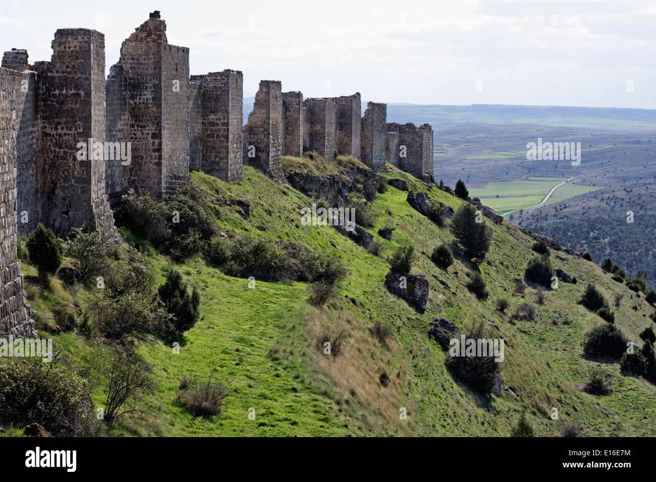 gormaz castle soria spain Stock Photo - Alamy