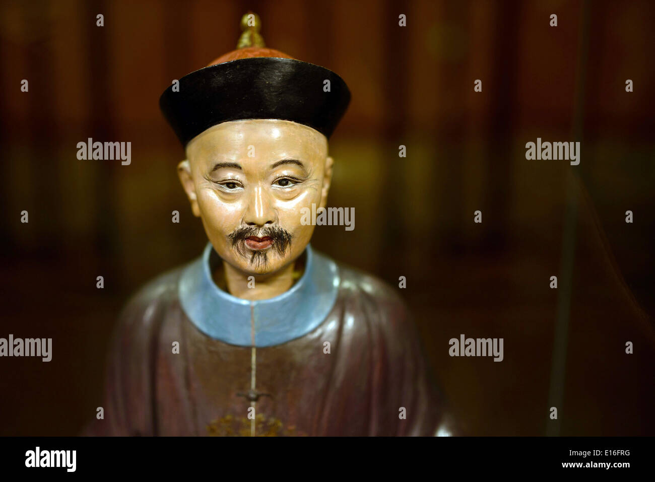 Gotha, Germany. 24th May, 2014. A Chinese bobblehead figure is ...
