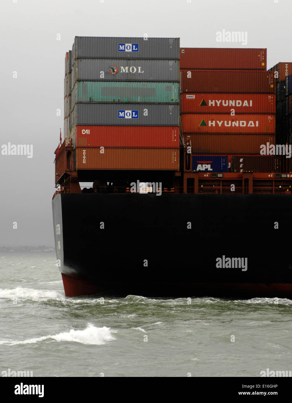 Apl containers hi-res stock photography and images - Alamy