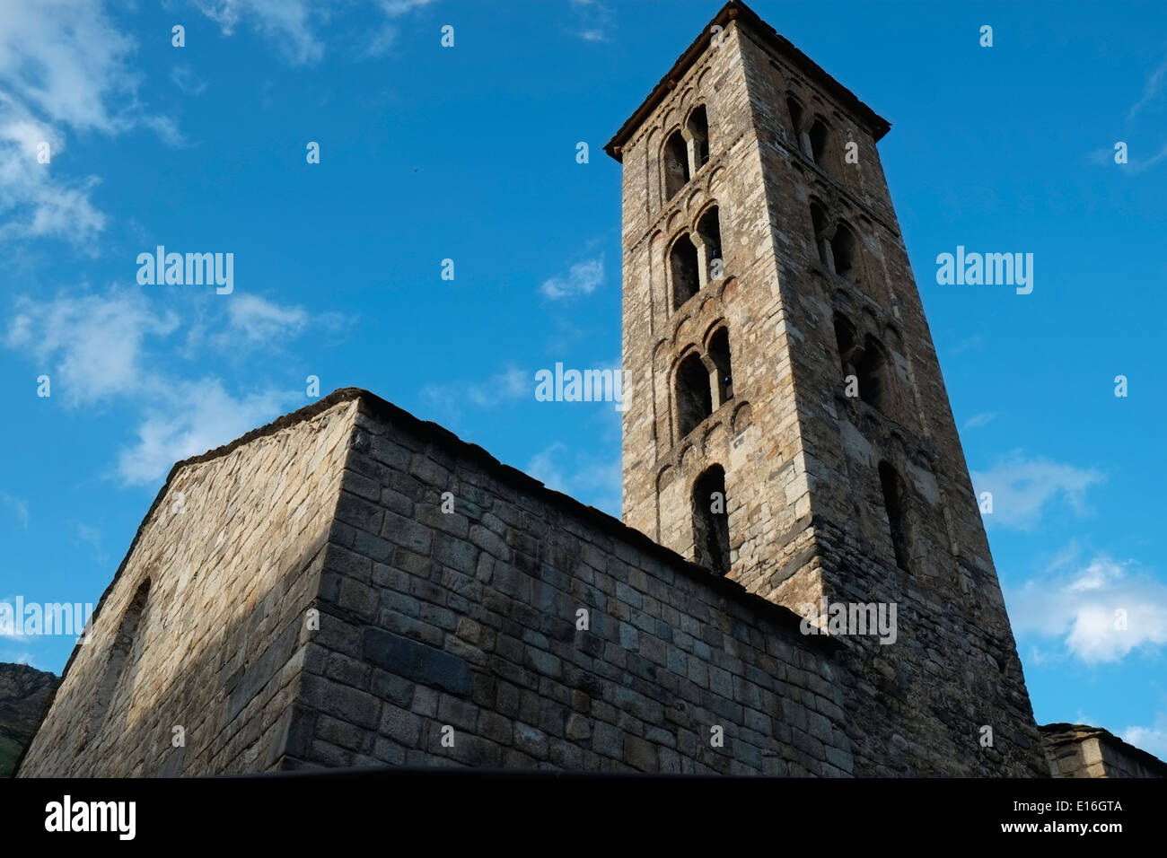 Catalan Romanesque of Santa Maria de Taull in Vall de Boi valley ...