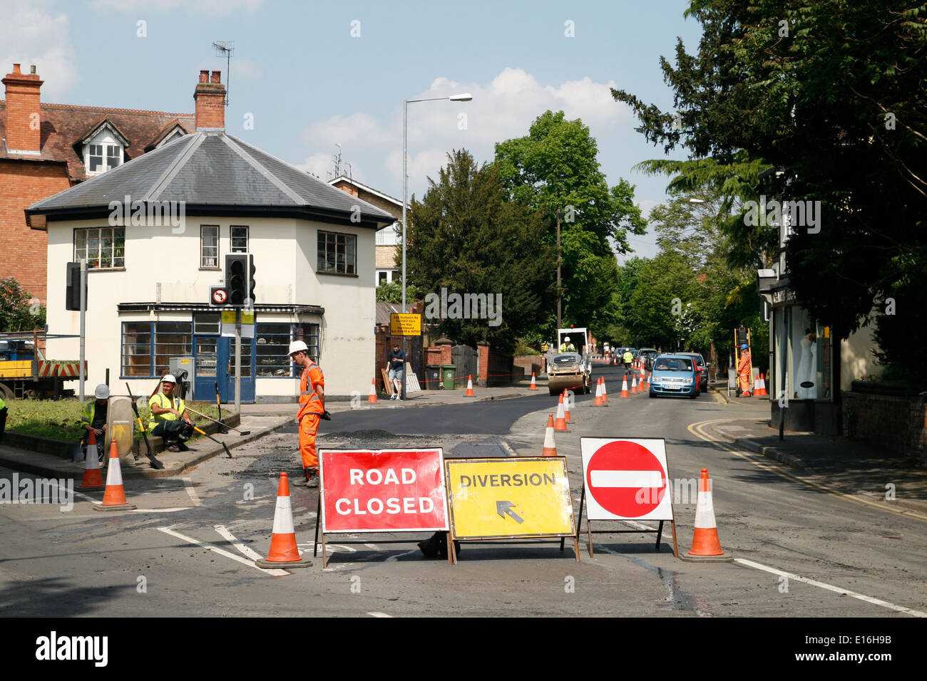 Road Works Road Closed Diversion No Entry signs Worcester ...