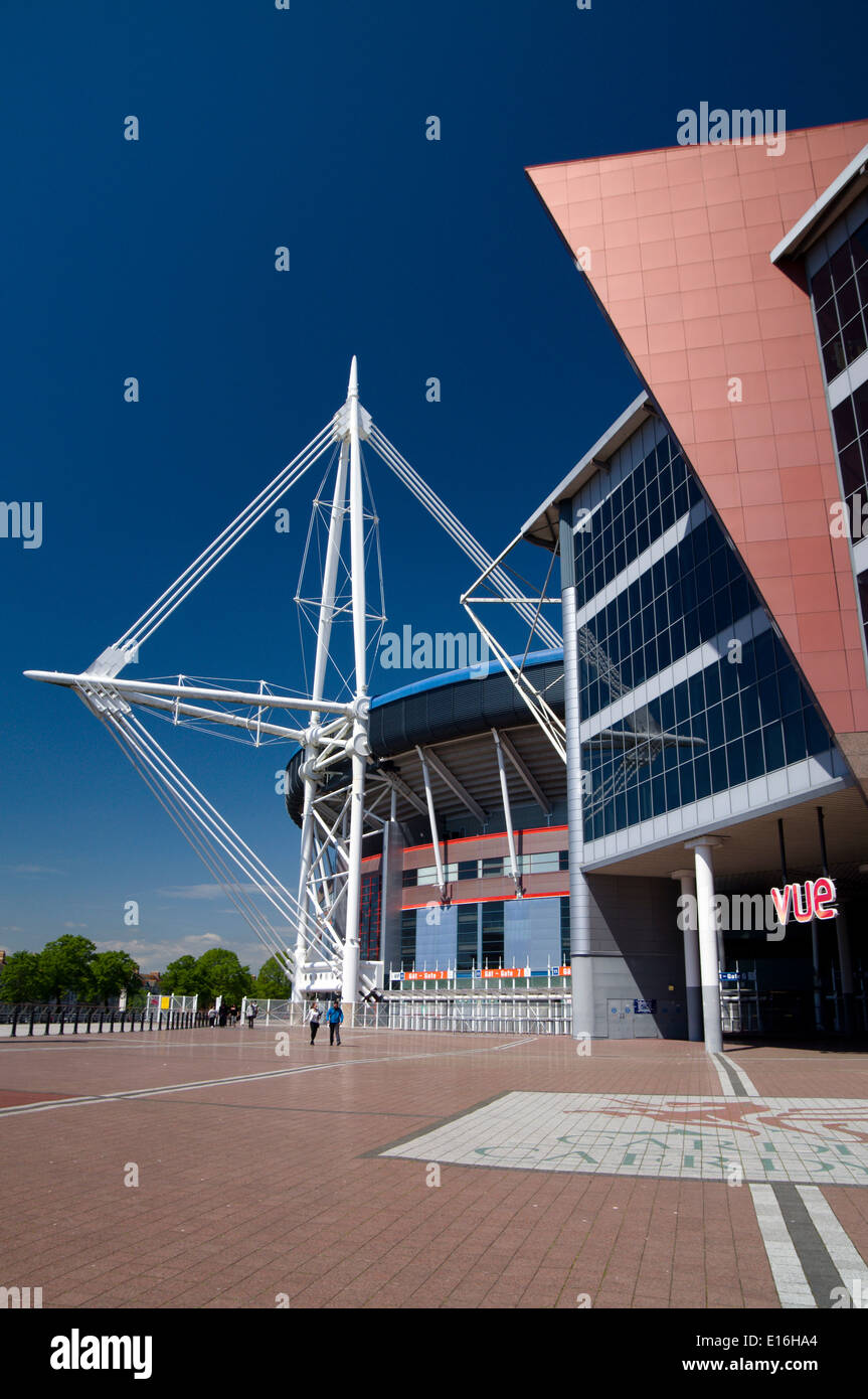 Millennium Stadium and Stadium Plaza, Cardiff City Centre, Wales, UK ...