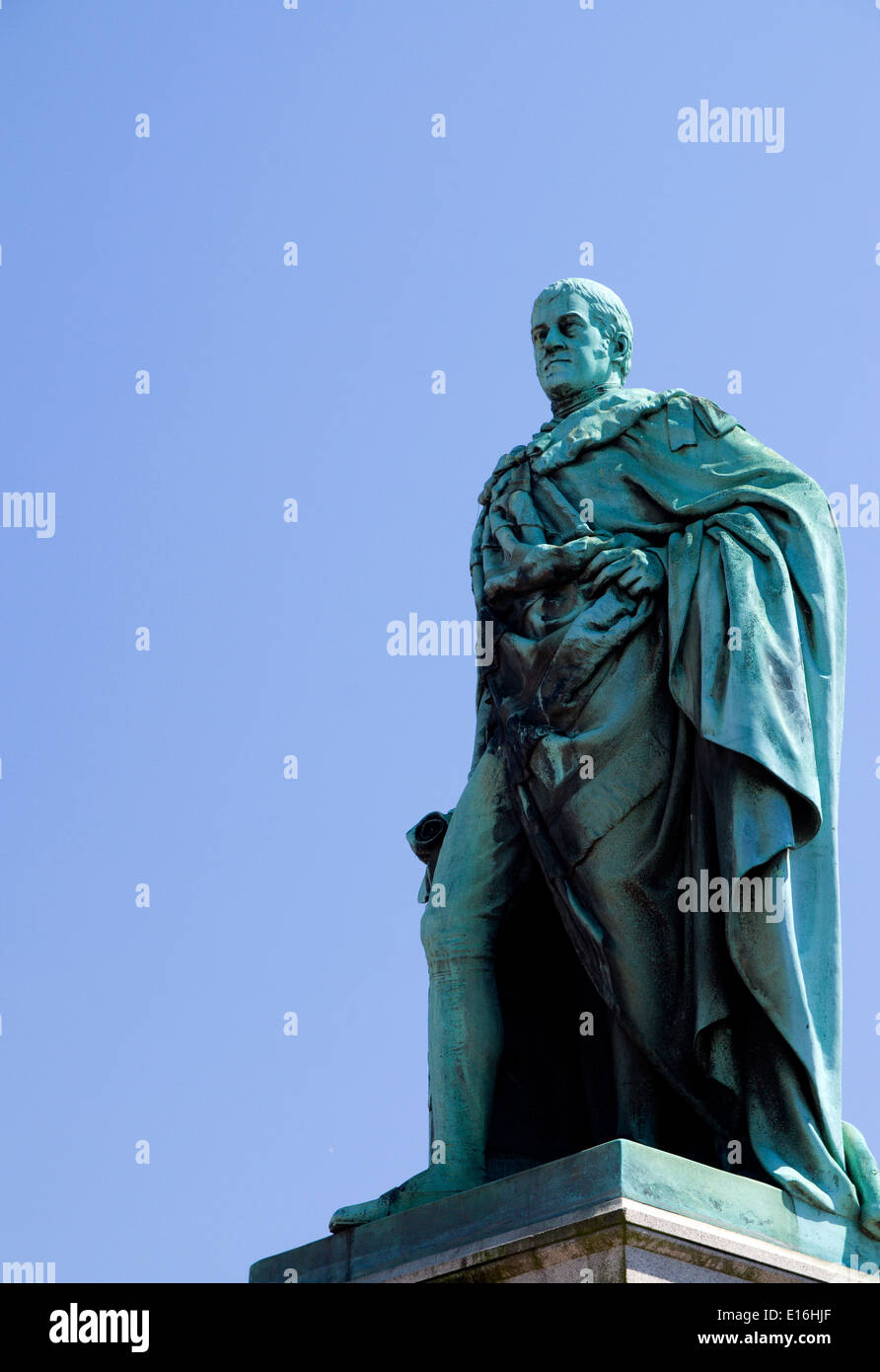 Statue grand gentleman lord cardiff hi-res stock photography and images ...