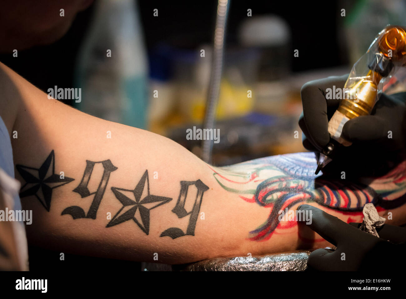London tattoo show 2014 hi-res stock photography and images - Alamy