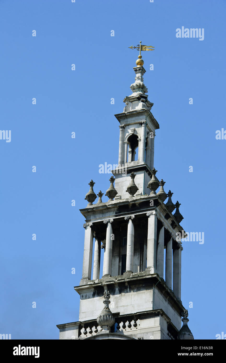 Christ church Greyfriars near St Paul's Cathedral, London, England ...