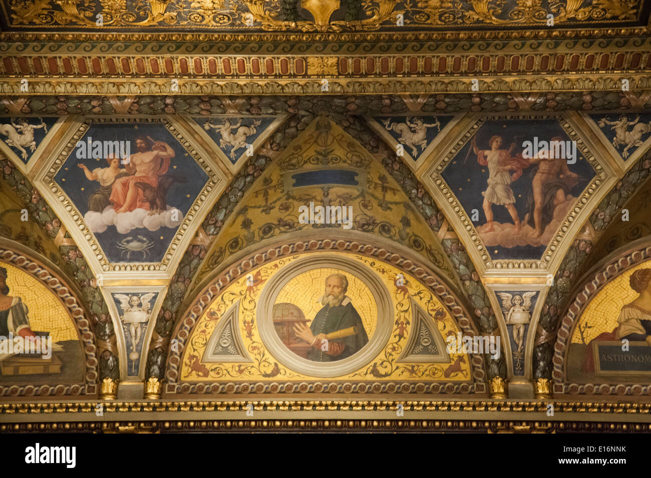 American renaissance ceiling hi-res stock photography and images - Alamy