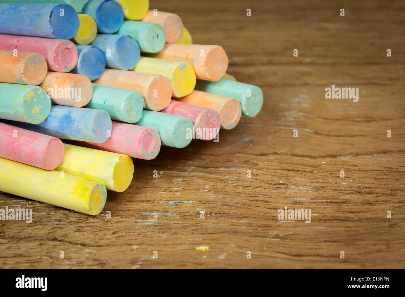 Chalk crayon hi-res stock photography and images - Alamy