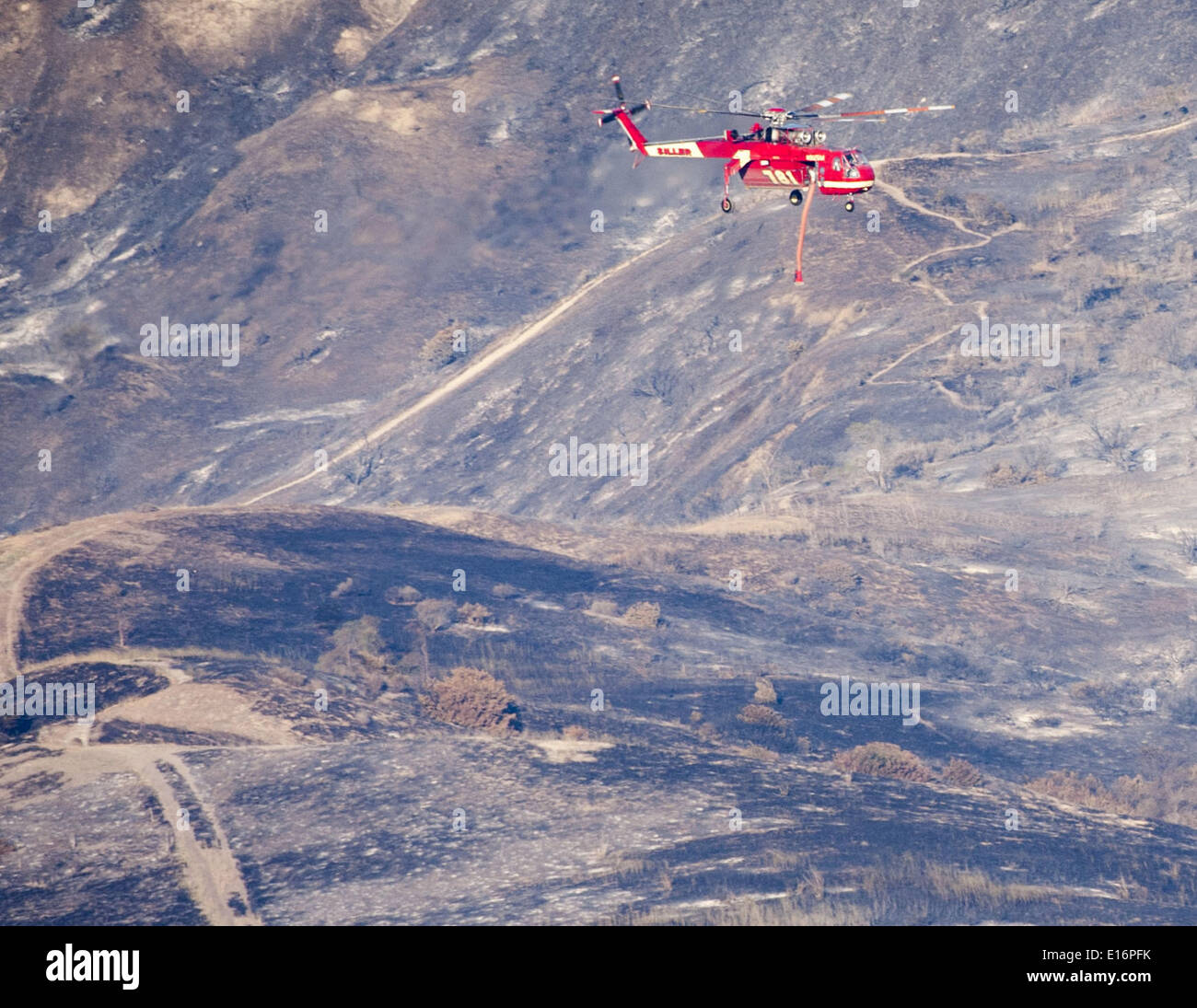 San Clemente, California, USA. 16th May, 2014. An Erickson Air Crane ...