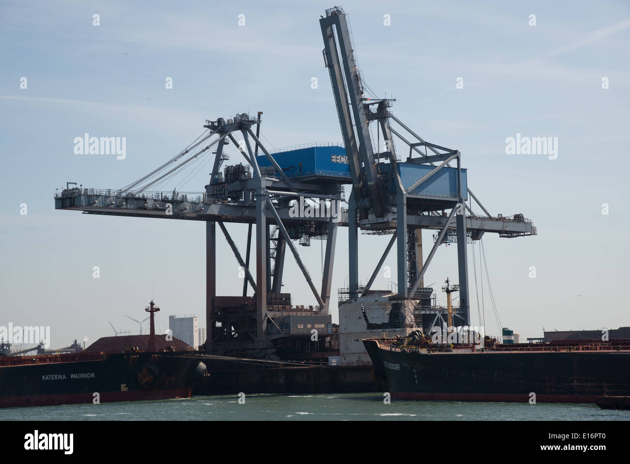 cranes in europoort at the rotterdam harbour Stock Photo - Alamy