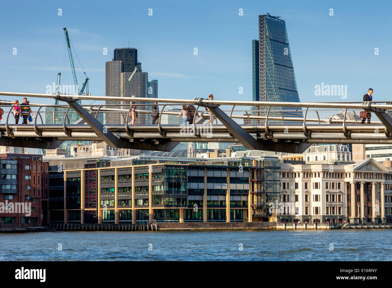London tower bridges crossing hi-res stock photography and images - Alamy