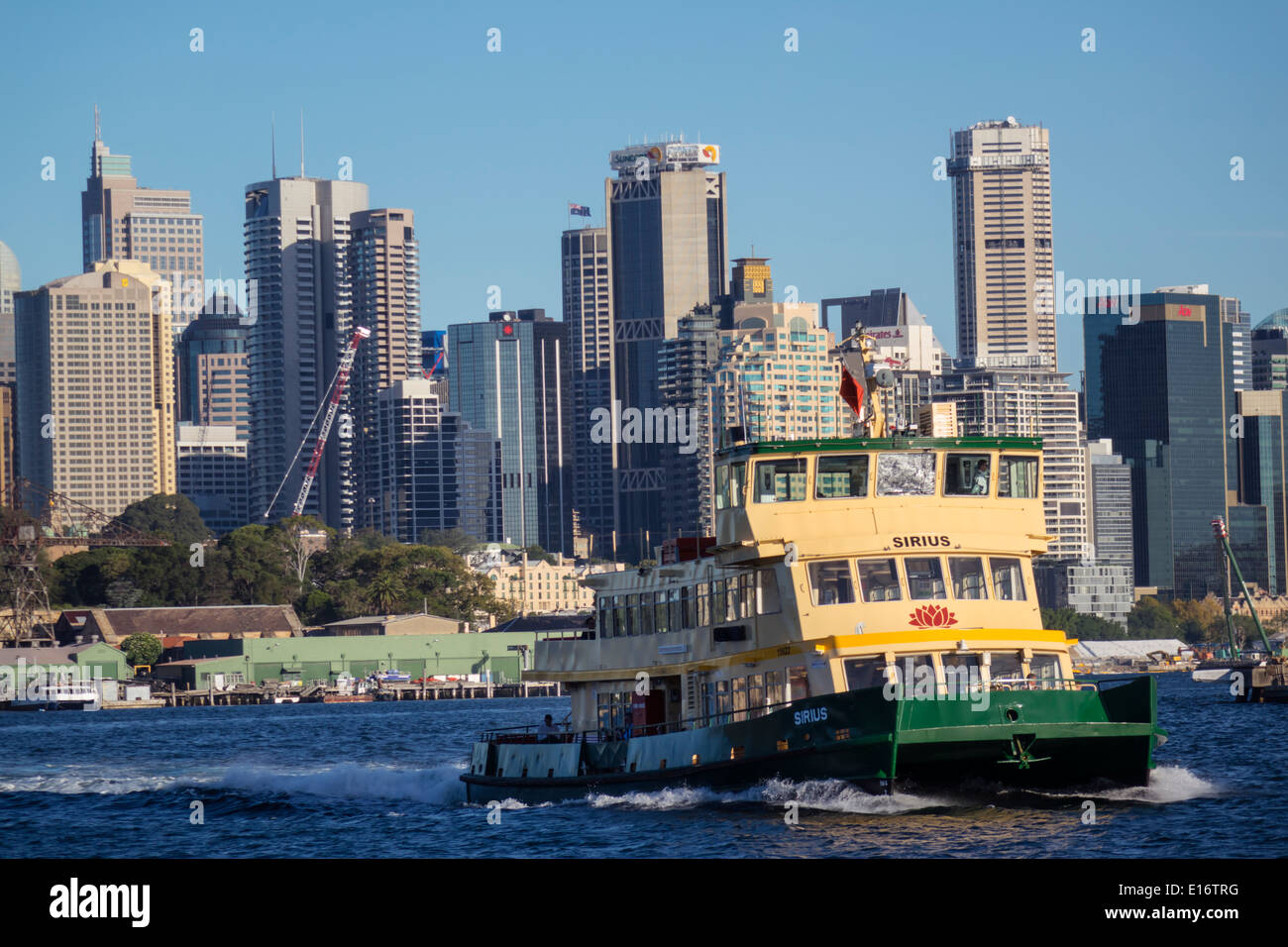 Ferry boat harbor sydney hi-res stock photography and images - Alamy