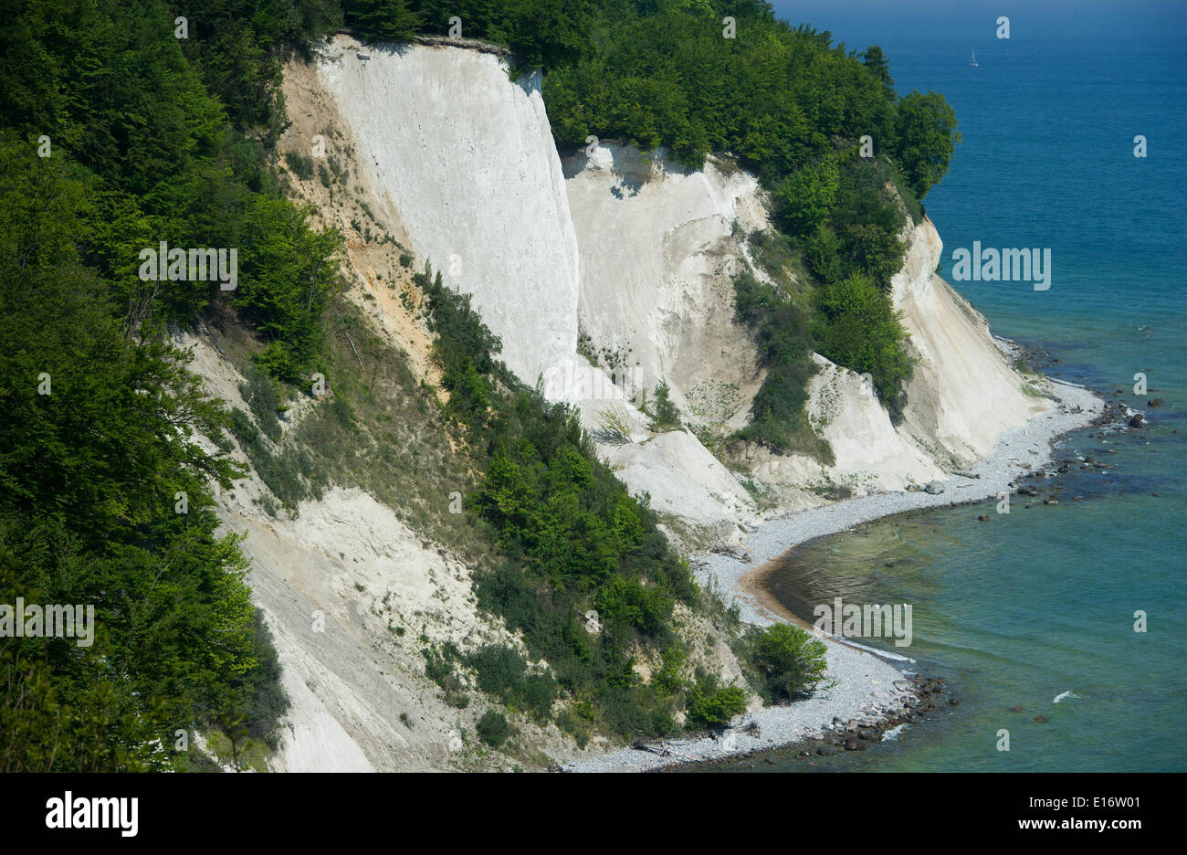 Sassnitz, Germany. 22nd May, 2014. The white cliffs of Jasmund National ...