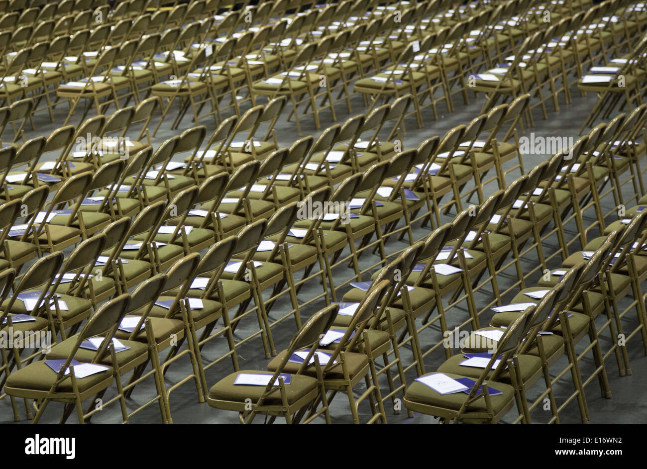 Empty chairs before graduation ceremony Stock Photo - Alamy
