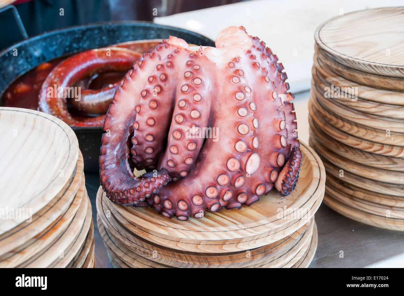 Octopus tapas hi-res stock photography and images - Alamy