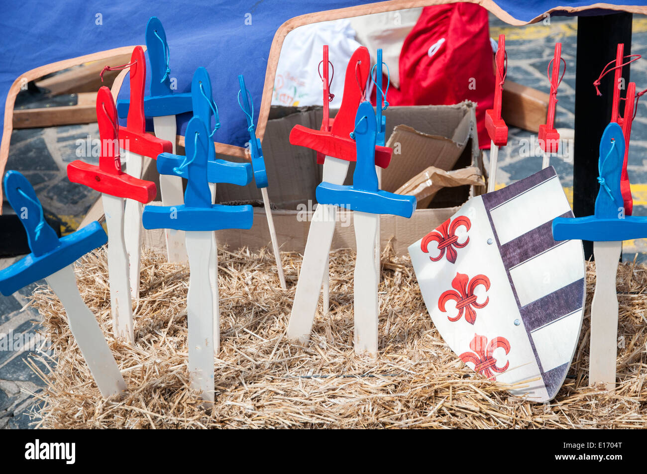 Swords medieval hi-res stock photography and images - Alamy