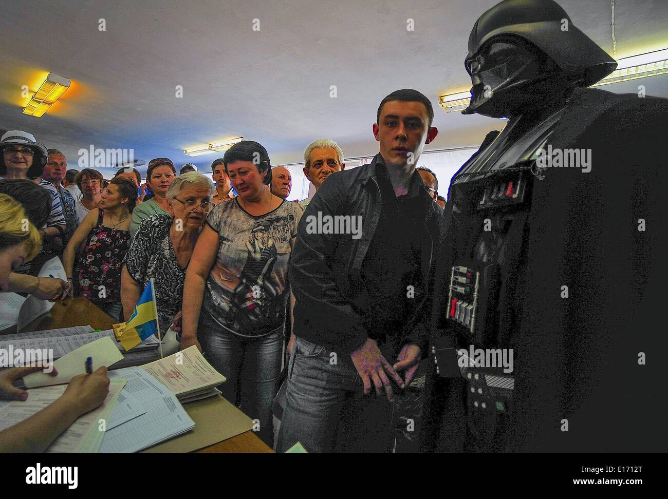 Darth vader mask off hi-res stock photography and images - Alamy