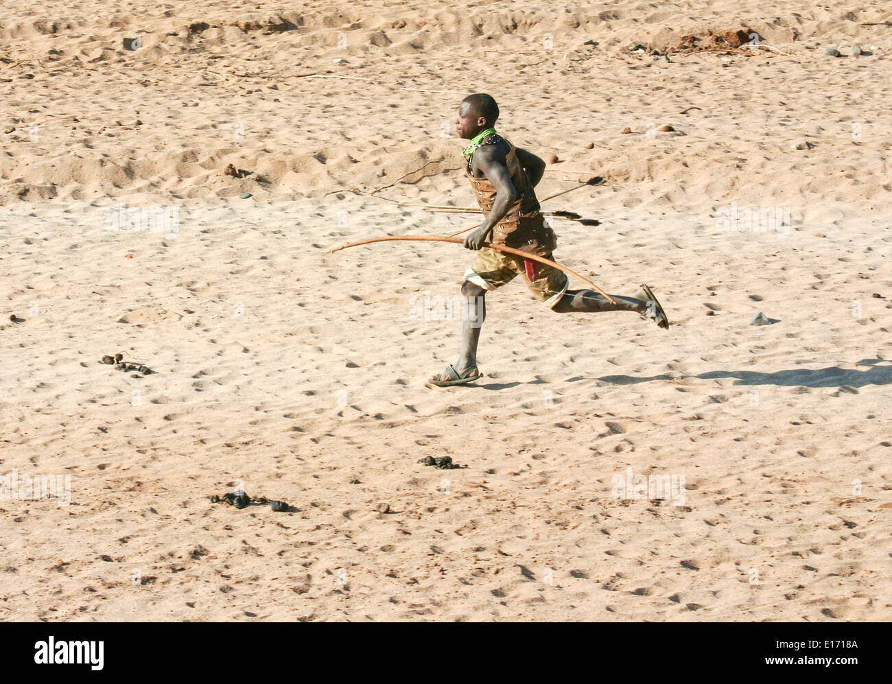 Hadza tribe hi-res stock photography and images - Alamy