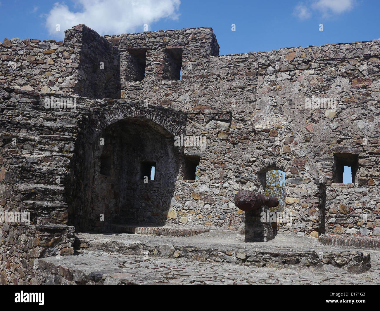 Evora portugal castle hi-res stock photography and images - Alamy