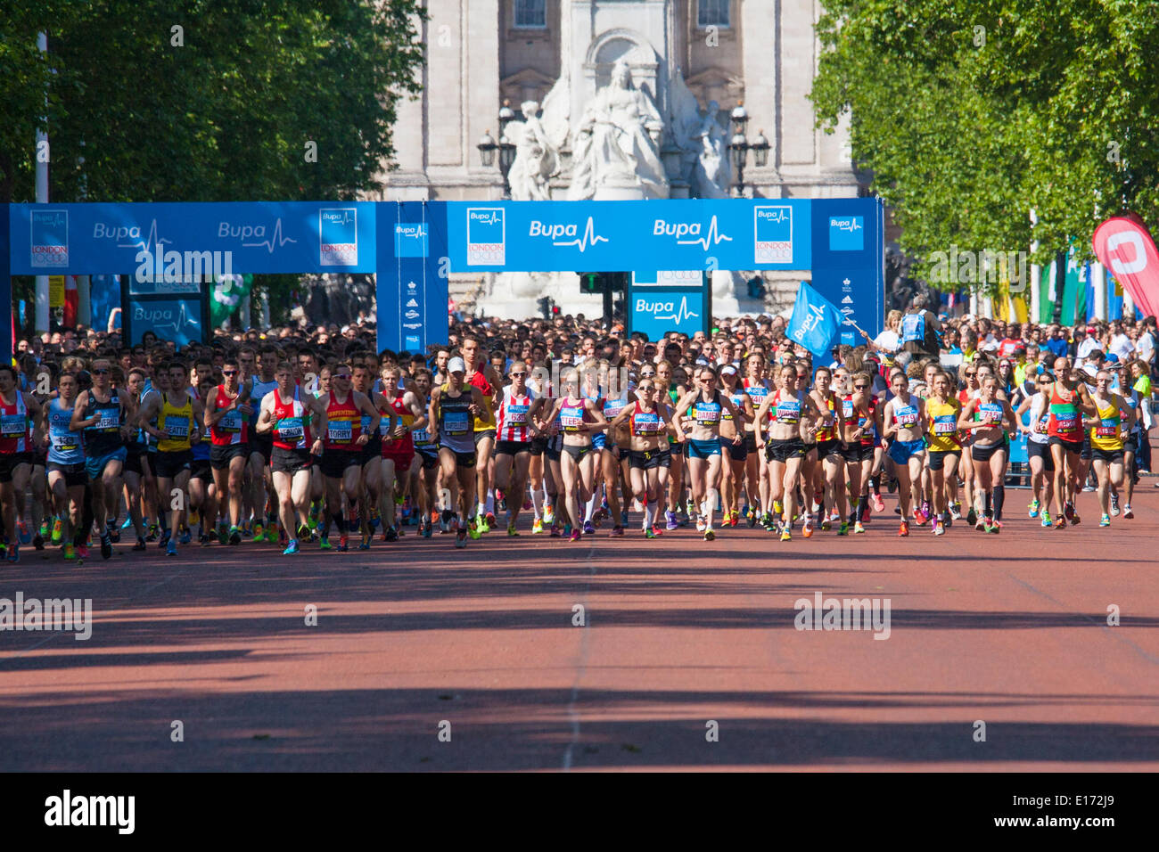 Winner podium runners hi-res stock photography and images - Alamy
