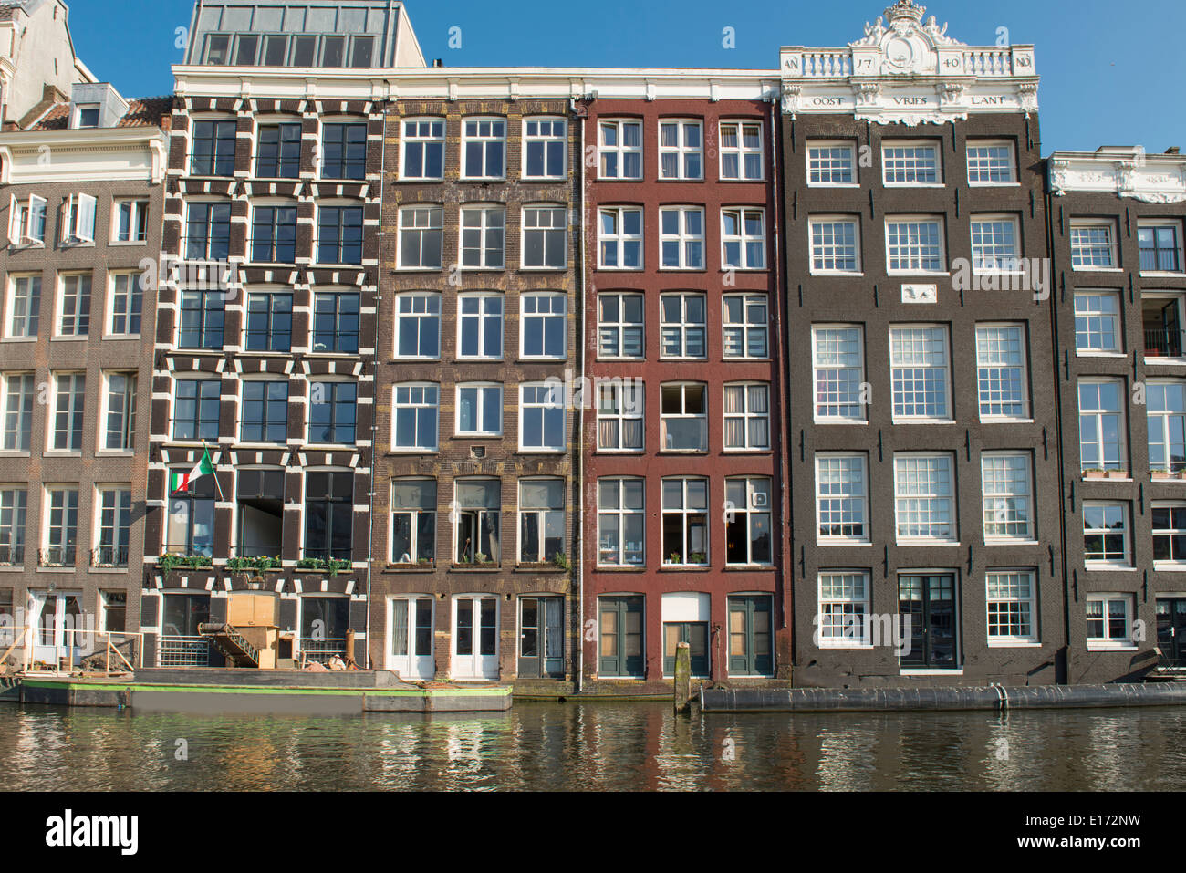 Traditional dutch architecture hi-res stock photography and images - Alamy