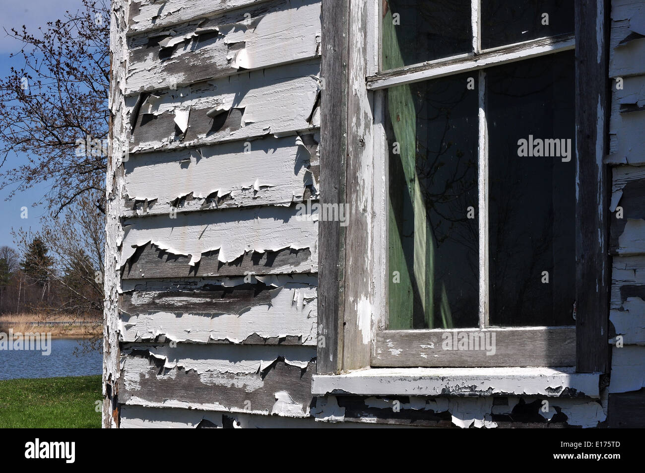 Old rundown farm hi-res stock photography and images - Alamy