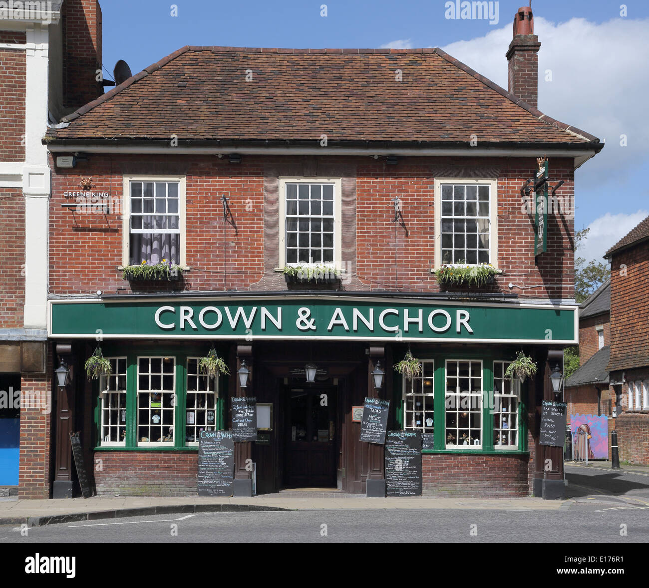 Pub Winchester England High Resolution Stock Photography and Images - Alamy