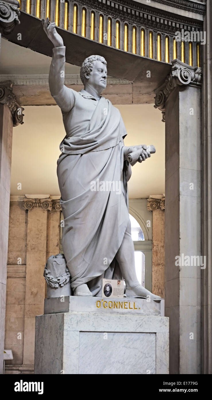 Statue of Daniel O'Connell Stock Photo - Alamy