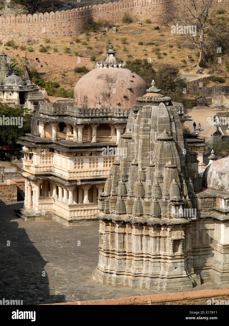 India, Rajasthan, Rajsamand, Kumbhalgarh Fort, Parsvanatha temple Stock ...