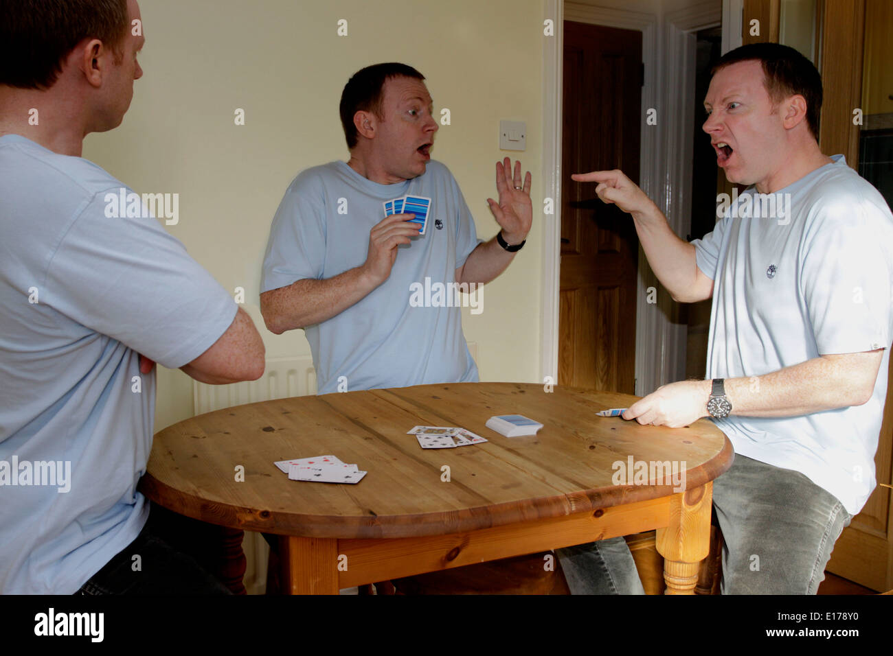 Cheat cards gambling funny hi-res stock photography and images - Alamy
