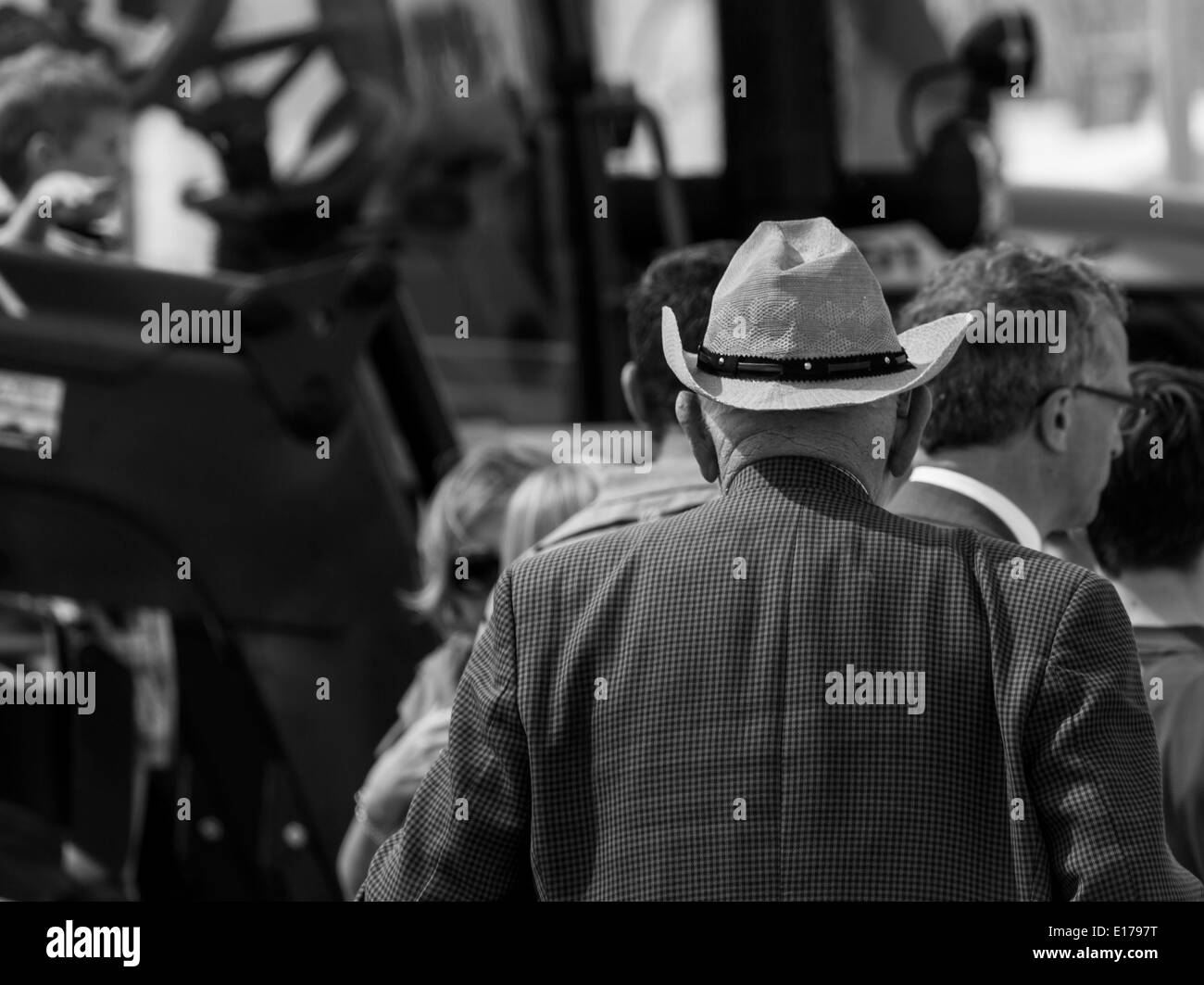 Candid portrait hi-res stock photography and images - Alamy